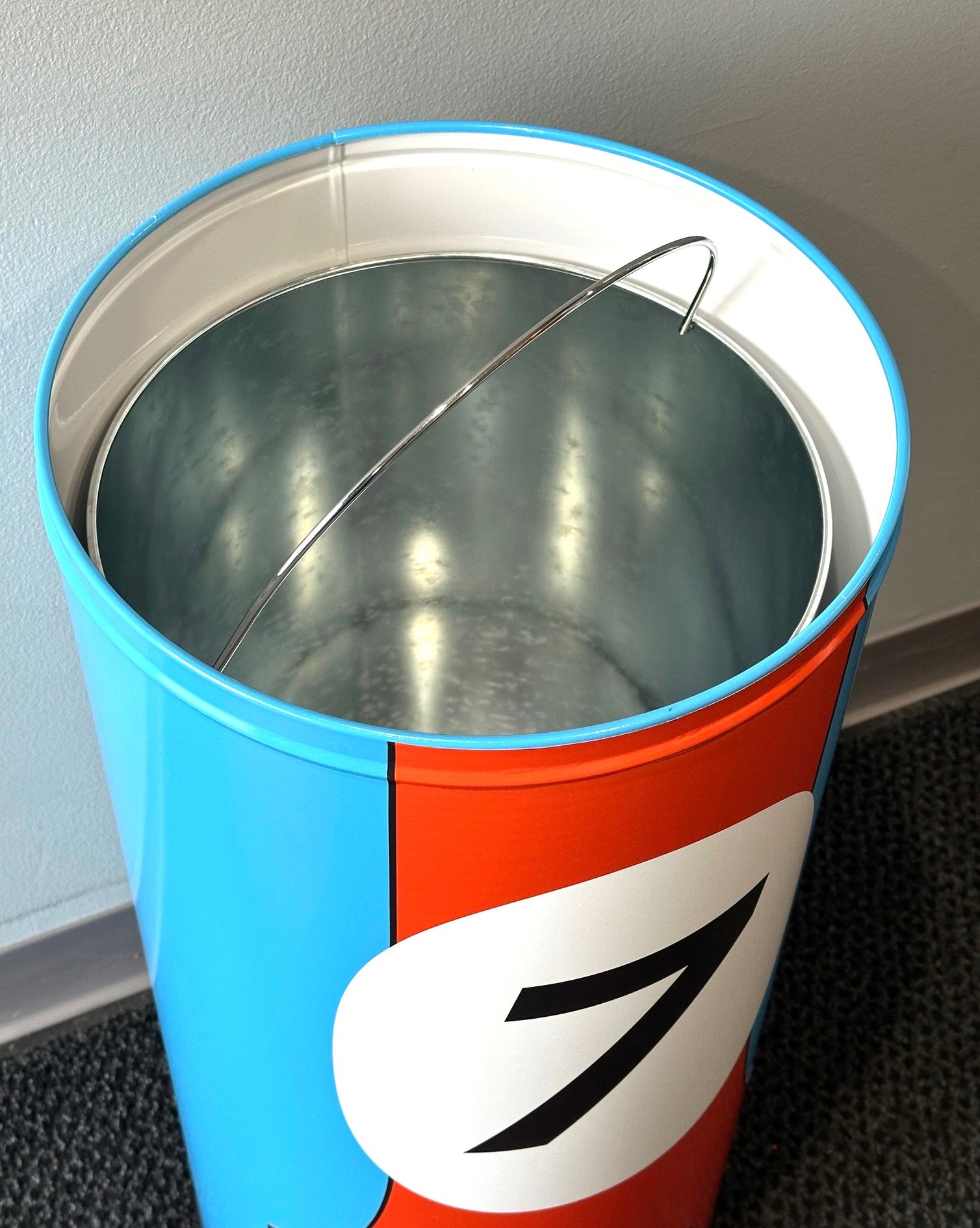 GULF Bullet Style Trash Can in GT40 #7 Racing Heritage Color Scheme ...
