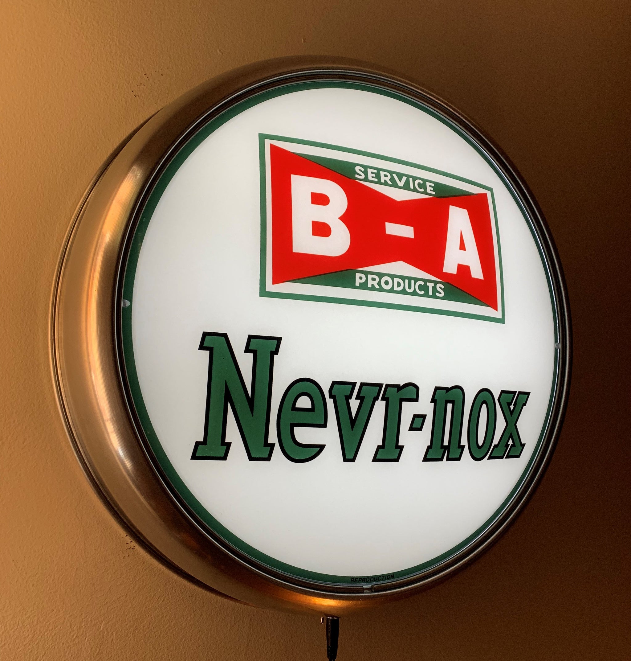 LED Gas Pump Globe Wall Mounted Pub Light w/ Gas Pump Globe Glass Face ...