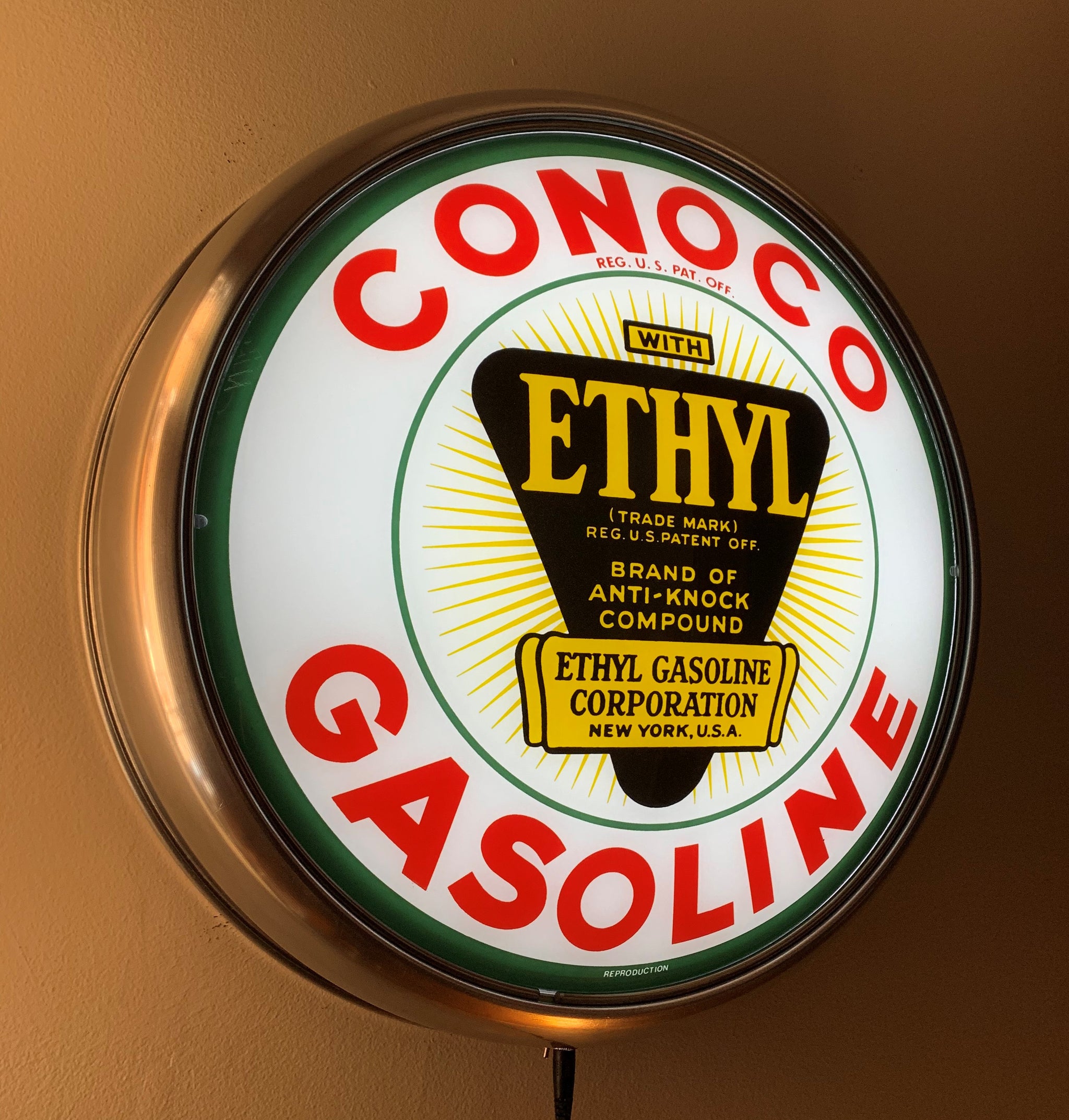 LED Gas Pump Globe Wall Mounted Pub Light w/ Gas Pump Globe Glass Face ...