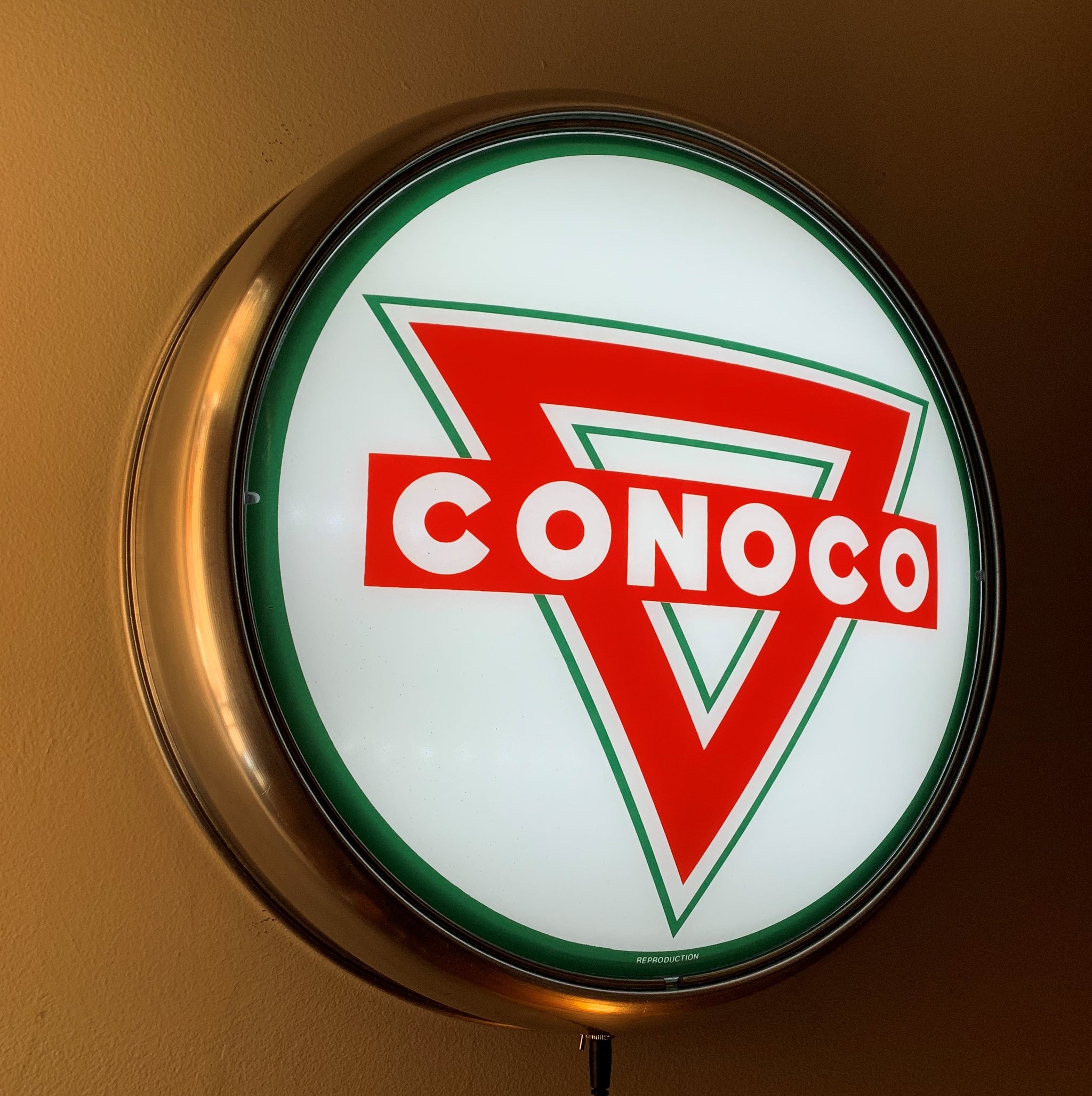 LED Gas Pump Globe Wall Mounted Pub Light w/ Gas Pump Globe Glass Face ...